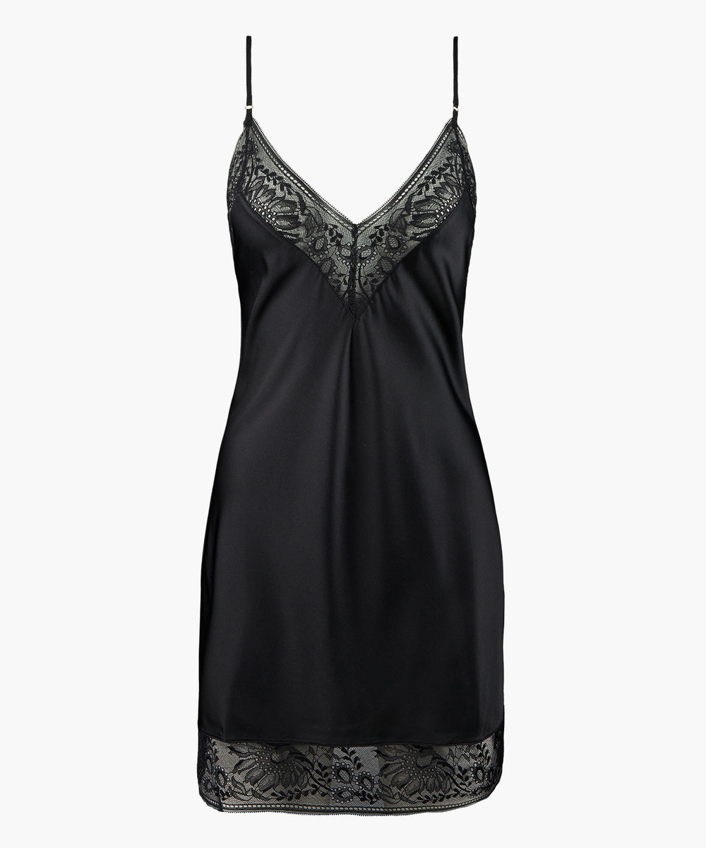 Luxury negligees: for sensual elegance and style